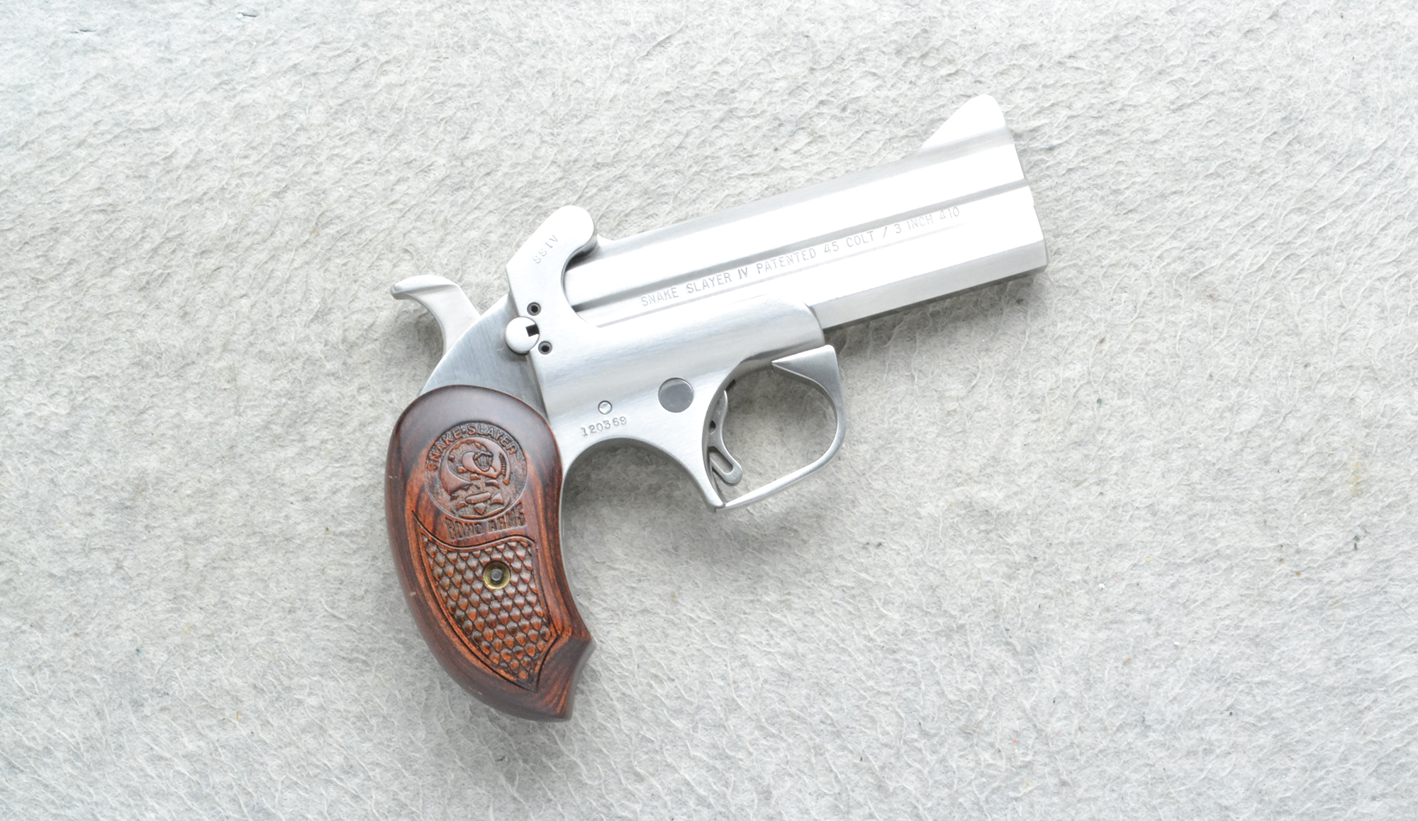 Bond Arms ~ Snake Slayer IV ~ .45 LC/.410 (3 inch) | Bass Pro Shops